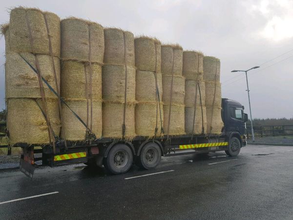 Hay and straw Delivered for sale in Co. Cork for €0 on DoneDeal