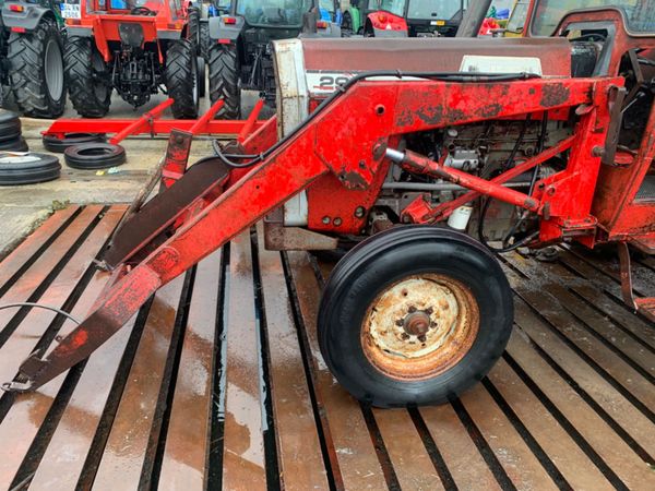 Massey Ferguson 80 power loader for sale in Roscommon for €650 on DoneDeal