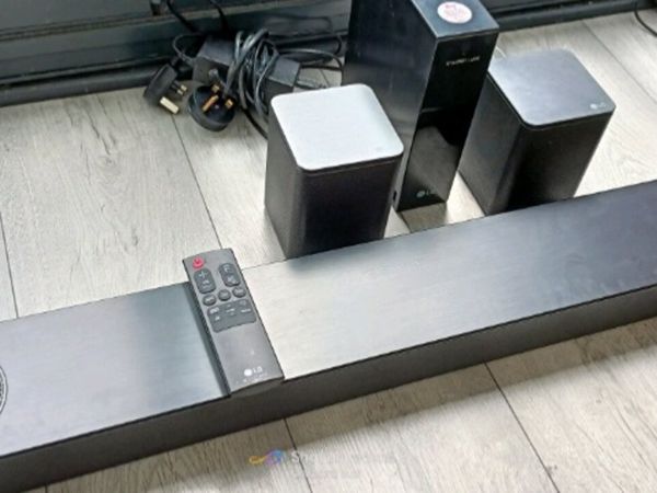 LG SN7Y Dolby Atmos Soundbar and Wireless SPK8 Rear Surround Speakers ...