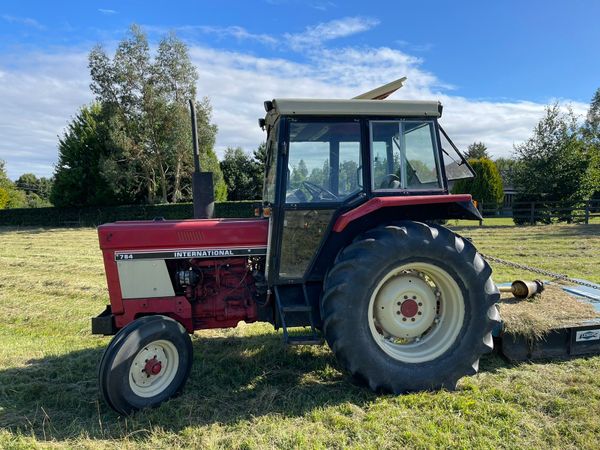 International 784 | 27 Tractors Ads For Sale in Ireland | DoneDeal
