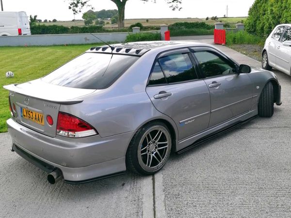 Lexus is200 | 61 Ads in Cars For Sale in Ireland | DoneDeal