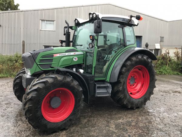 Fendt Tractors Ads For Sale in Ireland | DoneDeal
