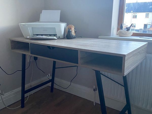 desk | 1,408 Furniture & Interiors Ads For Sale in Ireland | DoneDeal