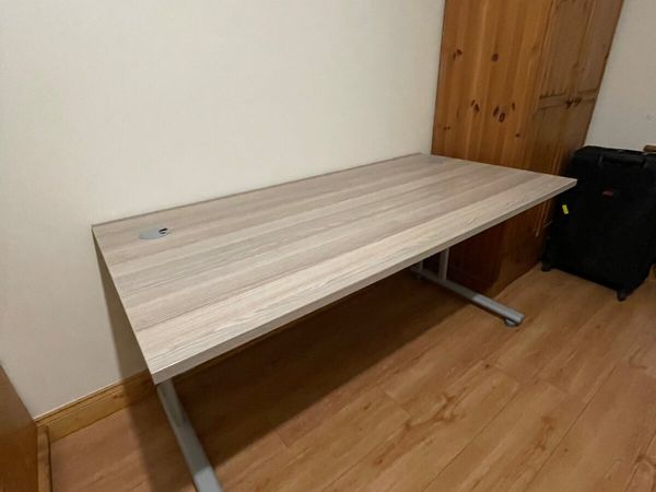 DESK | 2,027 All Sections Ads For Sale in Ireland | DoneDeal