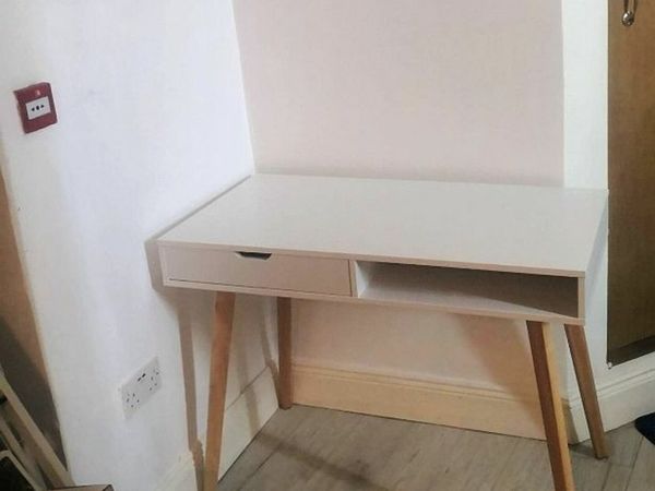 desk | 1,408 Furniture & Interiors Ads For Sale in Ireland | DoneDeal