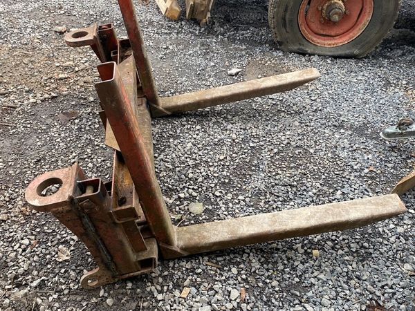 Pin and Cone Pallet Forks for sale in Co. Galway for €445 on DoneDeal