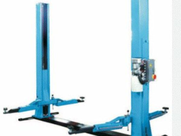 2 Post Lift for sale in Co. Cavan for €1,375 on DoneDeal