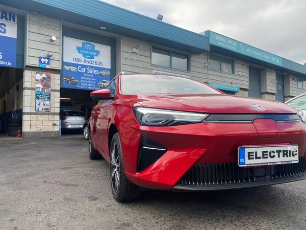 MG 5 Exclusive Long Range /2025/ Taxi Spec for sale in Co. Dublin for € ...