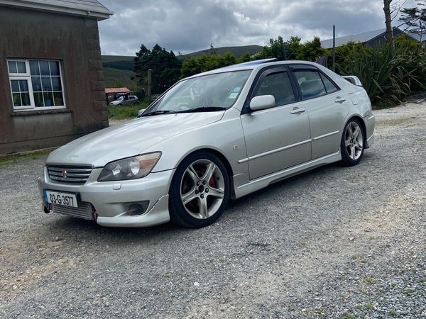 Lexus is200 | 49 Ads in Cars For Sale in Ireland | DoneDeal