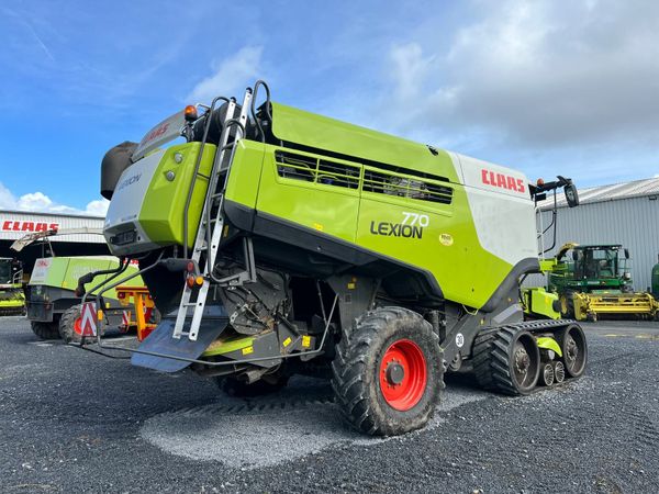 Claas Lexion 770TT for sale in Co. Carlow for €123 on DoneDeal