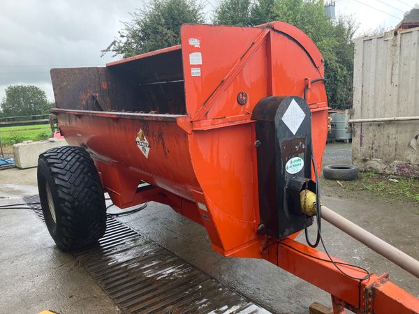 Abbey dung spreader for sale in Co. Kilkenny for €undefined on DoneDeal