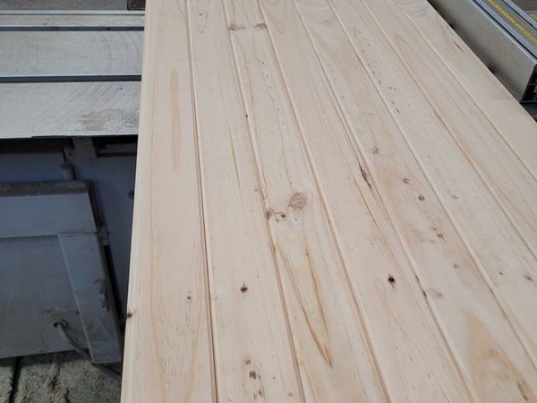 Timber TGV Red deal Sheeting for sale in Co. Kilkenny for €6 on DoneDeal
