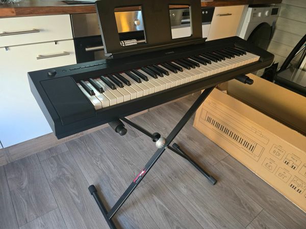 Keyboards & Pianos Ads For Sale in Ireland | DoneDeal