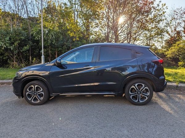 2020 Honda Vezel HRV Automatic Hybrid Electric Petrol TOP Spec Dark ...