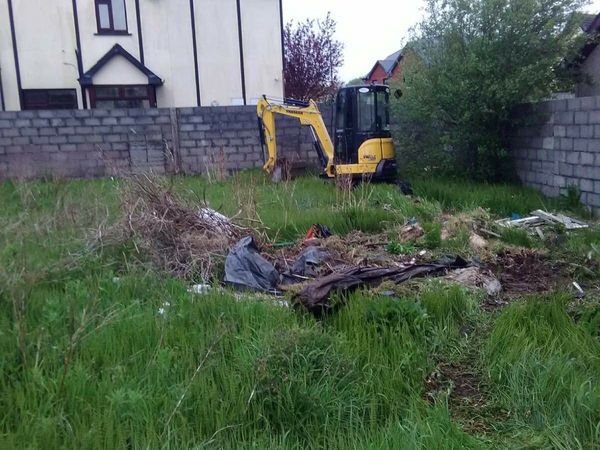 Diggers with drivers all work carried out for sale in Co. Cork for €350 ...