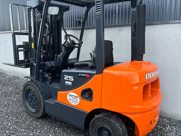Doosan D25S-5 Forklift for sale in Co. Mayo for €12,500 on DoneDeal