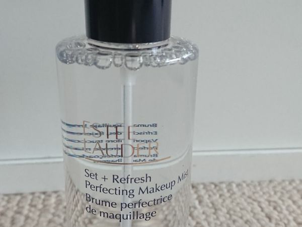 Estee Lauder Perfecting Set + Refresh Makeup Mist for sale in Co ...