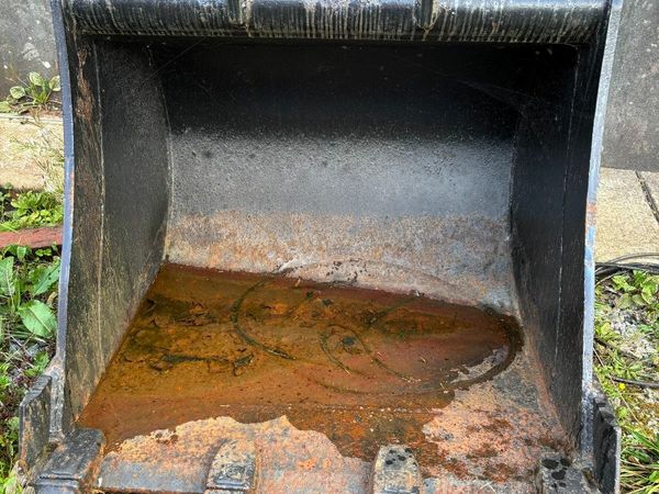 Digger Bucket & Tile Drain Bucket for sale in Co. Cork for €0 on DoneDeal
