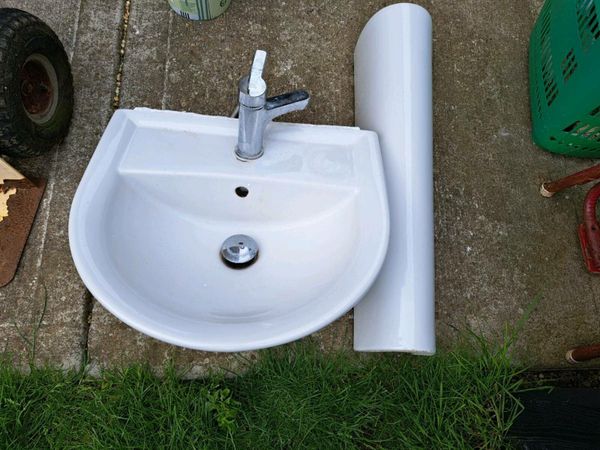 3xArmitage Shanks wash hand basins with taps for sale in Co. Meath for ...