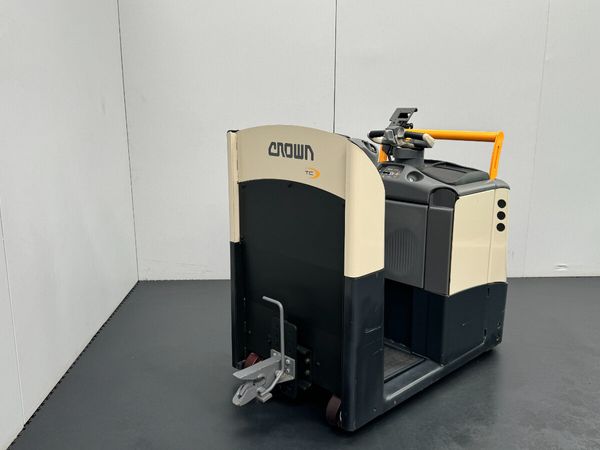 Crown TC3000 Electric Tow Tractor (#123) for sale in Co. Antrim for €0 ...