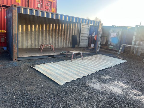 Container panels for sale in Co. Dublin for €1 on DoneDeal