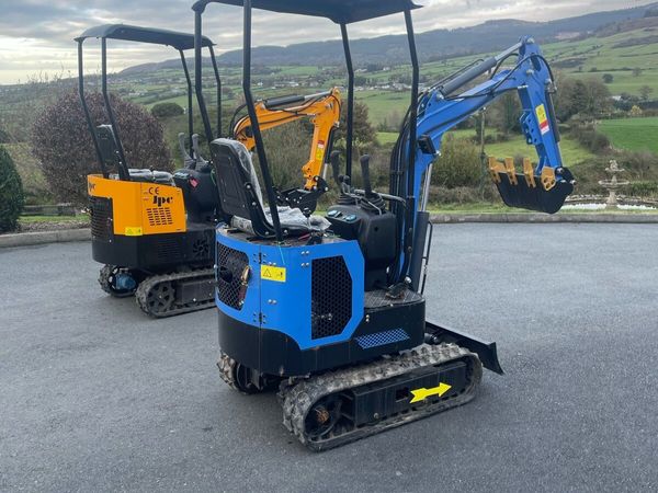 1 ton mini diggers !!ONLY 1 LEFT!! for sale in Co. Louth for €5,000 on ...