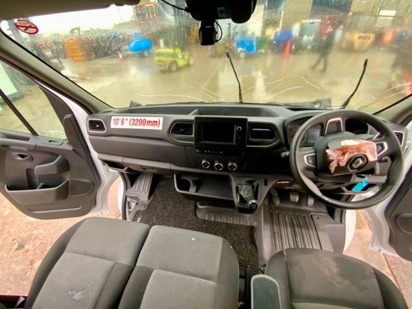 2021 RENAULT MASTER LUTON..PARTS / SPARES. for sale in Co. Louth for ...