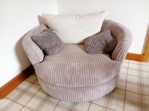 Comfort swivel chair Love seat for sale in Co. Kerry for 100 on DoneDeal