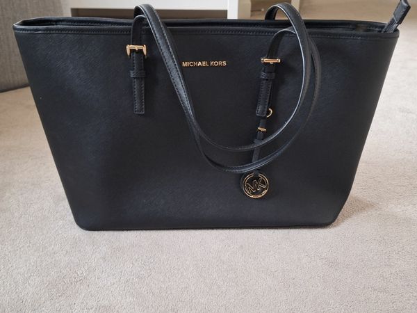 michael kors bags 39 All Sections Ads For Sale in Ireland DoneDeal