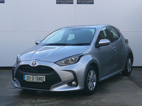 Toyota Yaris 2022 Hybrid Luna Irish Car for sale in Co. Kildare for € ...