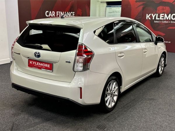 Toyota Prius Alpha - 1.8 Hybrid Automatic - Rever for sale in Co ...