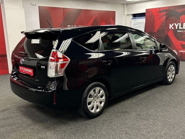 Toyota Prius Alpha - 1.8 Hybrid Automatic - Rever for sale in Co ...