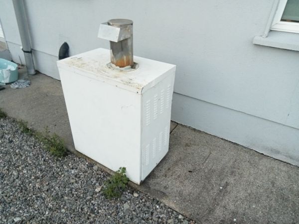 Grant outdoor oil boiler for sale in Co. Wexford for €100 on DoneDeal