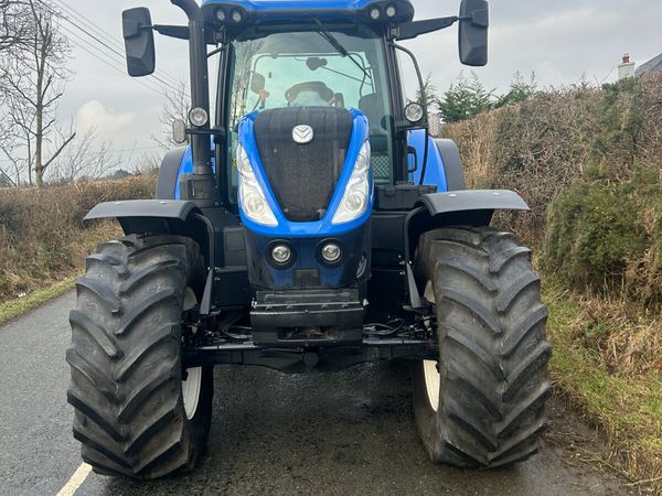 New Holland T7210 for sale in Co. Cork for €123 on DoneDeal
