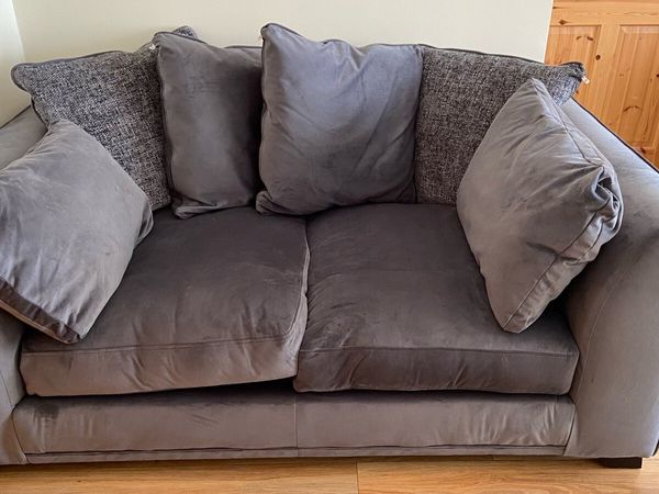 Donedeal sofas store