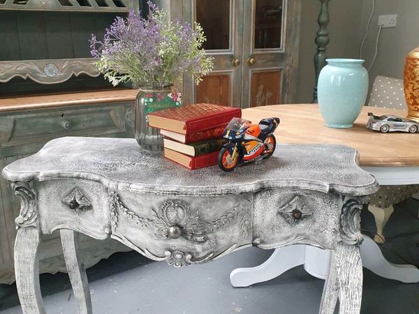 Hall tables done deal store