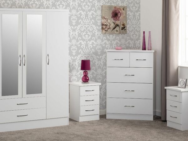 Done deal bedroom furniture store