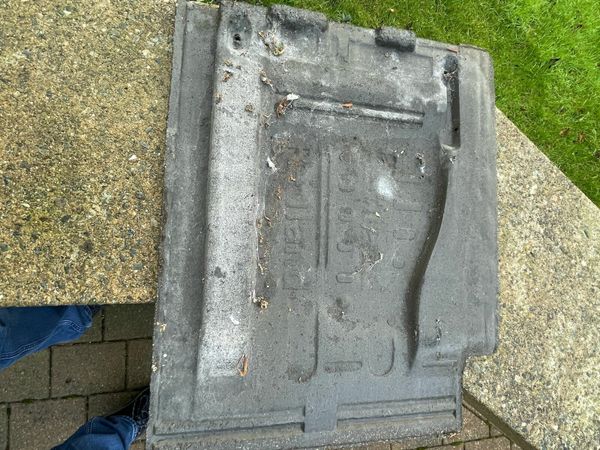 Bangor slates chimney pots floor ridge roof tiles for sale in Co. Sligo ...