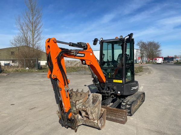 2020 Doosan DX27 for sale in Co. Kildare for €1 on DoneDeal
