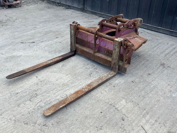 Prodem Pallet Forks to suit excavator for sale in Co. Galway for €1 on ...