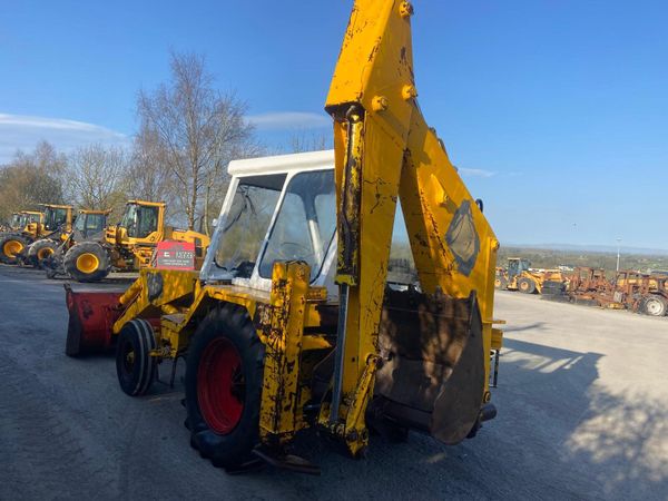 JCB 3C MK 111 Digger Loader for sale in Co. Kildare for €4,500 on DoneDeal