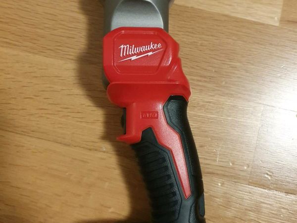 Milwaukee M18 Handheld LED Light for sale in Co. Waterford for €30 on ...