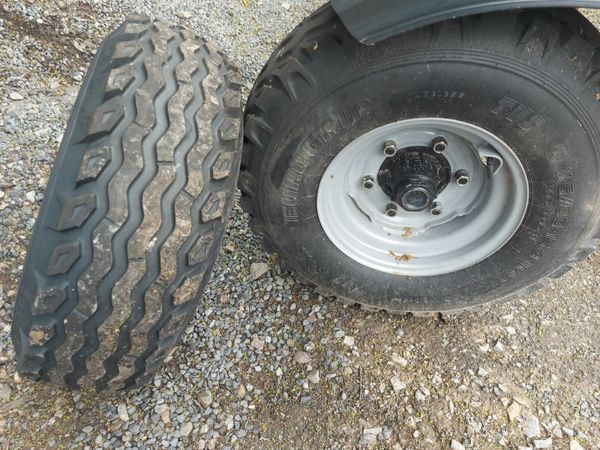 6 stud wheels for sale in Co. Cork for €450 on DoneDeal