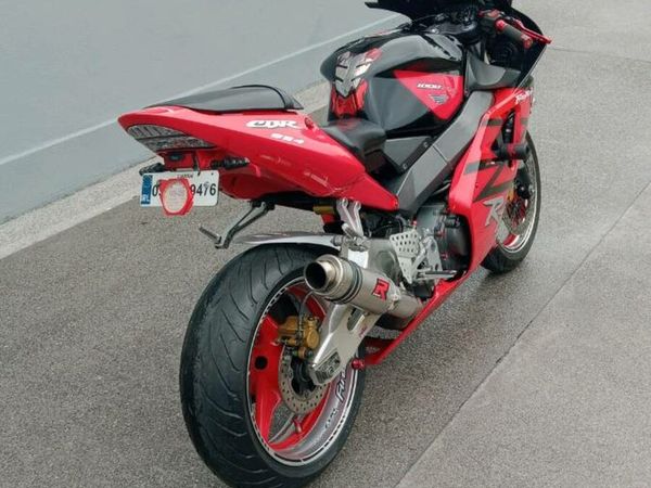 Honda Fireblade 954 now sold for sale in Co. Kerry for €5,000 on DoneDeal