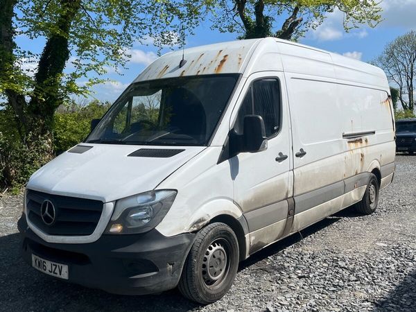 Sprinter vans breaking for sale in Co. Monaghan for €100 on DoneDeal