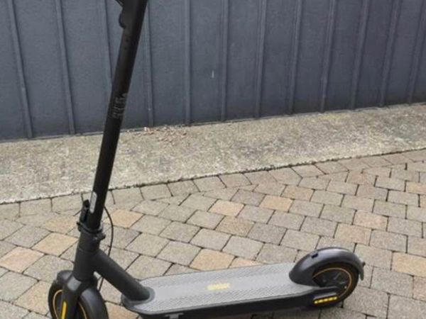 SEGWAY NINEBOT MAX G30 Electric for sale in Co. Kerry for €600 on DoneDeal
