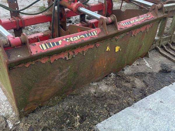 A1 weight box & shear grab for sale in Co. Cork for €300 on DoneDeal