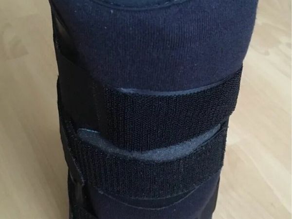 Ossur FormFit Walker Orthopaedic Boot, Large for sale in Co. Clare for ...