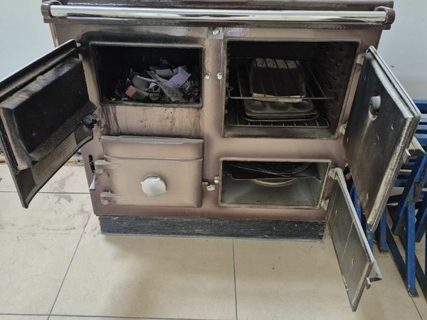 Rayburn Solid Fuel Cooker for sale in Co. Monaghan for €500 on DoneDeal