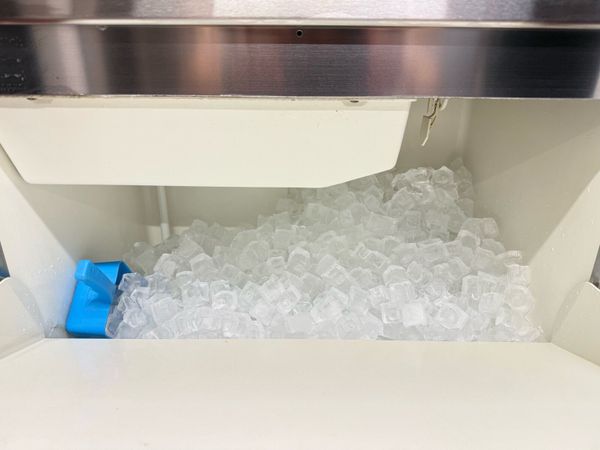 ICE MACHINE - HOSHIZAKI for sale in Co. Donegal for €1,100 on DoneDeal